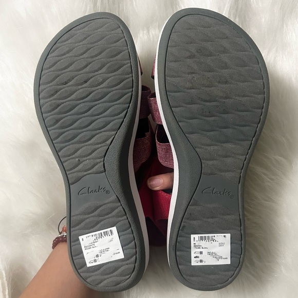 Clarks | Shoes | Clarks Womens Arla Shaylie Platform Redwhite Heathered ...